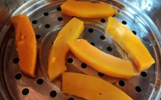 老南瓜怎么蒸好吃_老南瓜的家常做法大全