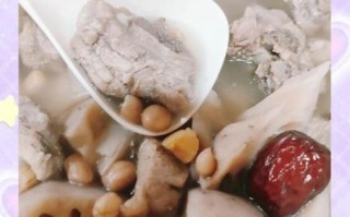 花生莲藕排骨汤的做法窍门_怎样炖出奶白汤