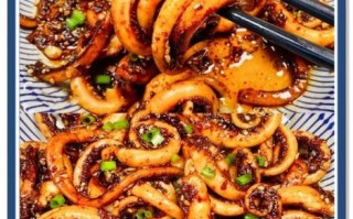 孜然鱿鱼怎么做_孜然鱿鱼家常做法