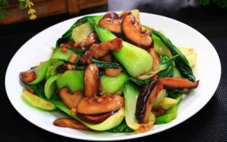 香菇炒油菜炒几分钟_香菇炒油菜多久能熟
