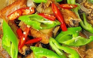 红烧排骨怎么做才好吃又简单_红烧排骨的家常做法步骤