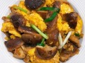 香菇炒什么好吃又简单_香菇炒肉还是炒蛋