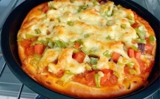 pizza的做法大全_如何在家做出外酥里嫩的披萨