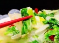 炒小白菜怎么做好吃_炒小白菜要不要焯水