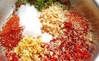 辣椒酱怎么炒才香_家庭辣椒酱做法