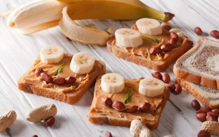 花生酱可以搭配哪些食物_花生酱怎么吃最好吃