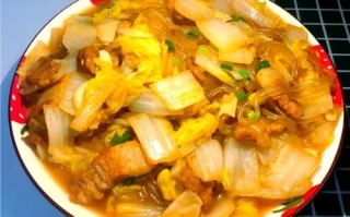 白菜猪肉炖粉条怎么做_白菜猪肉炖粉条的家常做法