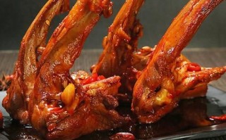 卤鸭锁骨怎么做_卤鸭锁骨热量高吗