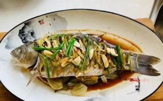 孕妇吃鲫鱼会流产吗_孕期鲫鱼安全吃法