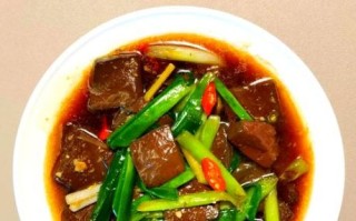 鸭血热量高吗_鸭血补铁效果好吗