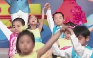 饼干歌舞蹈怎么跳_饼干歌舞蹈教学步骤