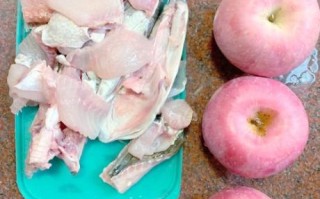 乌鱼汤为什么要加苹果_乌鱼汤加苹果有什么好处