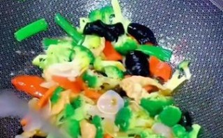 玉木耳怎么吃_玉木耳做法大全