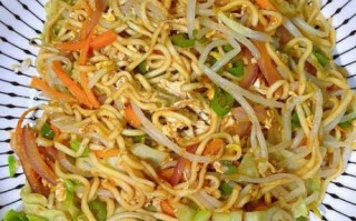 蛋炒面的做法大全_蛋炒面怎么做好吃又简单 蛋炒面的做法大全_蛋炒面怎么做好吃又简单