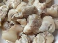 炖猪脚肉的家常做法_怎么炖软烂不腥