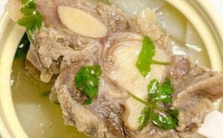 牛骨汤放什么材料好吃_怎么炖才香浓