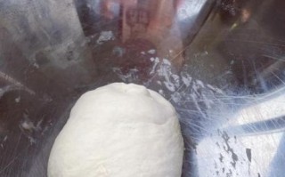 自制披萨怎么做_披萨面团怎么发酵