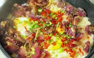 腊味饭怎么做_电饭锅腊味饭做法