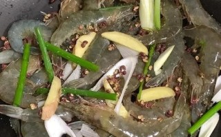 大虾煮多久能熟_水煮虾几分钟才嫩