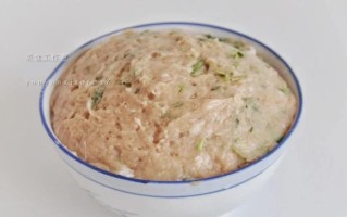 鲅鱼饺子怎么做_鲅鱼饺子馅怎么调才鲜嫩