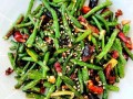 长豆角怎么做好吃又简单_长豆角家常做法