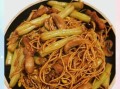 豇豆角焖面怎么做_豇豆角焖面用生面还是熟面
