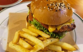 美味汉堡图片怎么拍_汉堡摆盘技巧