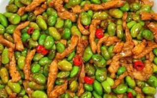 青椒毛豆炒肉丝怎么做_青椒毛豆炒肉丝先炒哪个