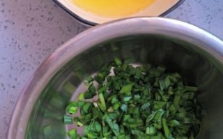 韭菜鸡蛋饺子馅怎么调_韭菜鸡蛋饺子馅怎么做好吃