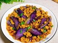 肉末茄子怎么切_茄子切条还是切块