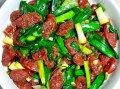 腊肠怎么蒸好吃又简单_腊肠炒什么菜最香