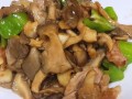 蘑菇炒肉片怎么做_蘑菇炒肉片用什么蘑菇