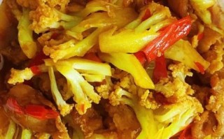 菜花炒肉怎么炒才好吃_菜花炒肉用焯水吗