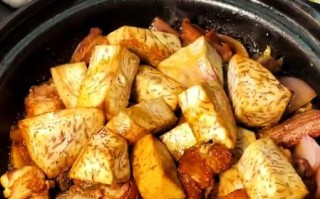 芋头排骨汤怎么炖好喝_芋头排骨汤的家常做法