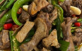 四川干锅鸭怎么做_正宗干锅鸭做法窍门