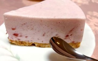 草莓慕斯蛋糕怎么做_草莓慕斯蛋糕热量高吗