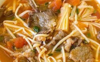 西红柿酸汤肥牛金针菇怎么做_肥牛金针菇酸汤做法