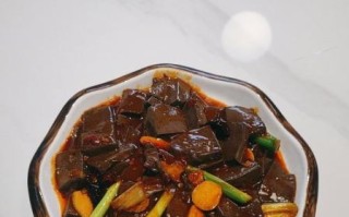 炒羊血的家常做法_羊血怎么炒才嫩滑