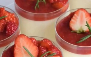 草莓牛奶果冻怎么做_草莓牛奶果冻凝固技巧