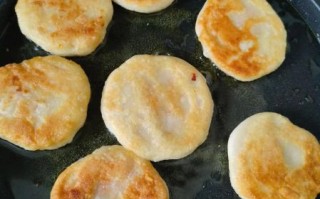 糯米红薯饼怎么做_糯米红薯饼要不要先蒸红薯