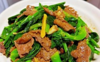 芥兰菜怎么炒好吃_芥兰炒牛肉做法