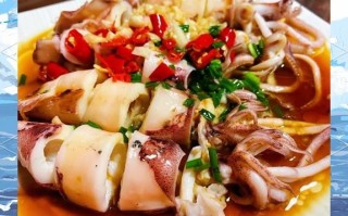 白灼小管鱿鱼怎么做好吃_小管鱿鱼焯水几分钟