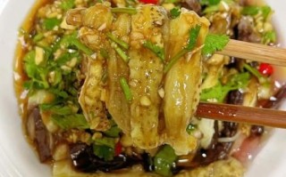 蒜泥拌茄子怎么做_蒜泥拌茄子需要蒸多久