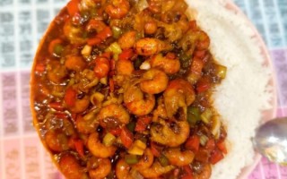 龙虾盖浇饭怎么做_家常龙虾盖浇饭做法大全