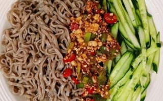 荞麦面粉怎么做面条_荞麦面条筋道不碎技巧