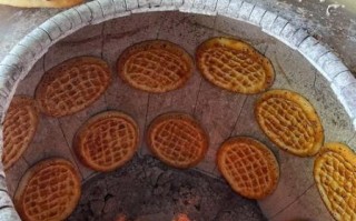 馕饼的功效与作用_馕饼吃了会上火吗