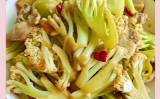花菜怎么炒好吃又简单_花菜炒几分钟才脆