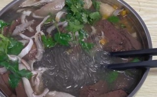 鸭血粉丝汤怎么做_正宗南京鸭血粉丝汤配方