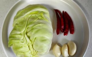 手撕包菜怎么炒才脆_手撕包菜做法详细步骤