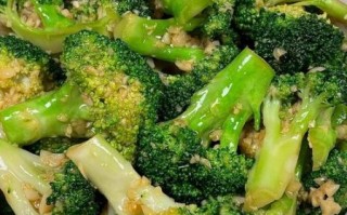 西兰花怎么炒好吃_正宗做法步骤